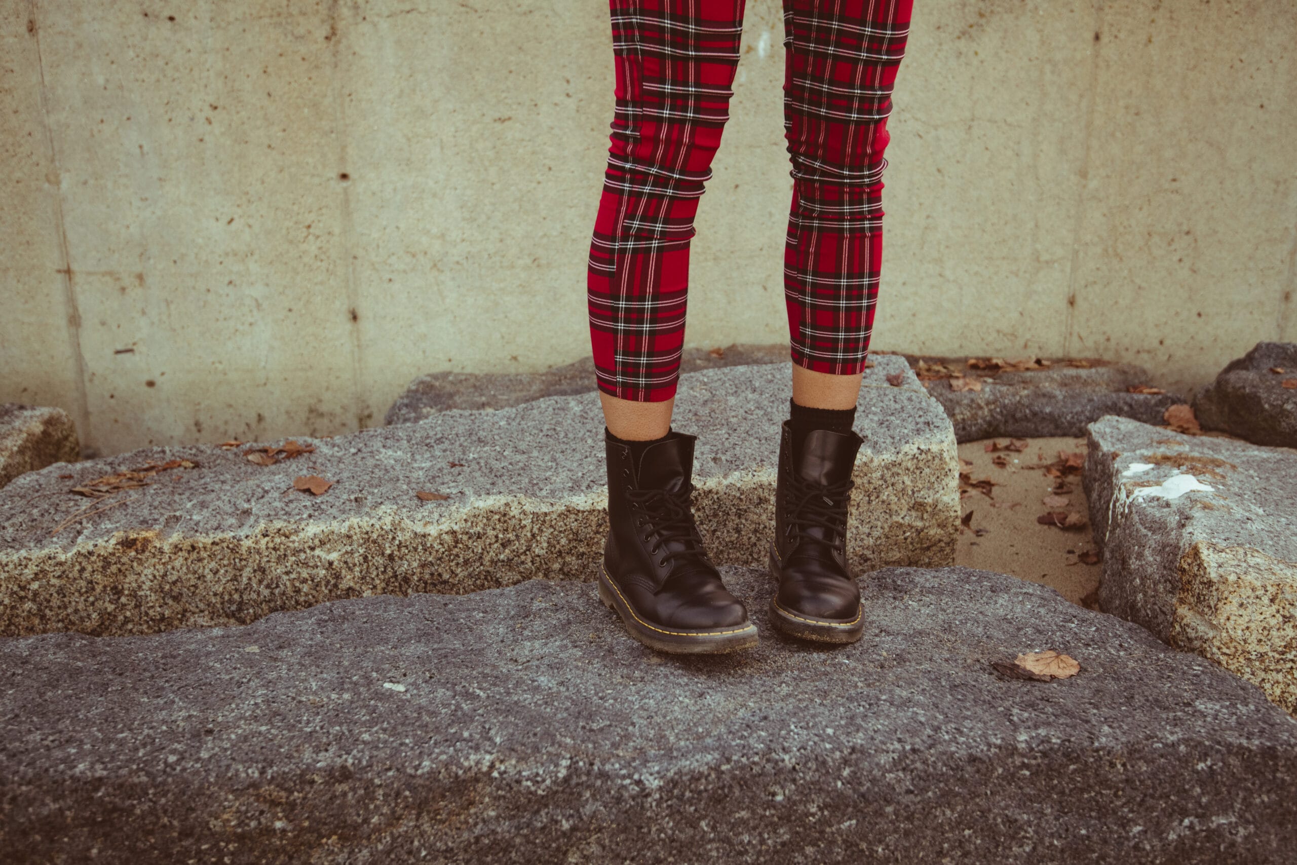 10 Must-Have Women's Boots for Fall 2023 Wardrobe - Bootsphere